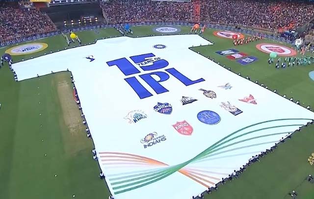 IPL unveils world's largest jersey to mark entry in Guinness book of ...
